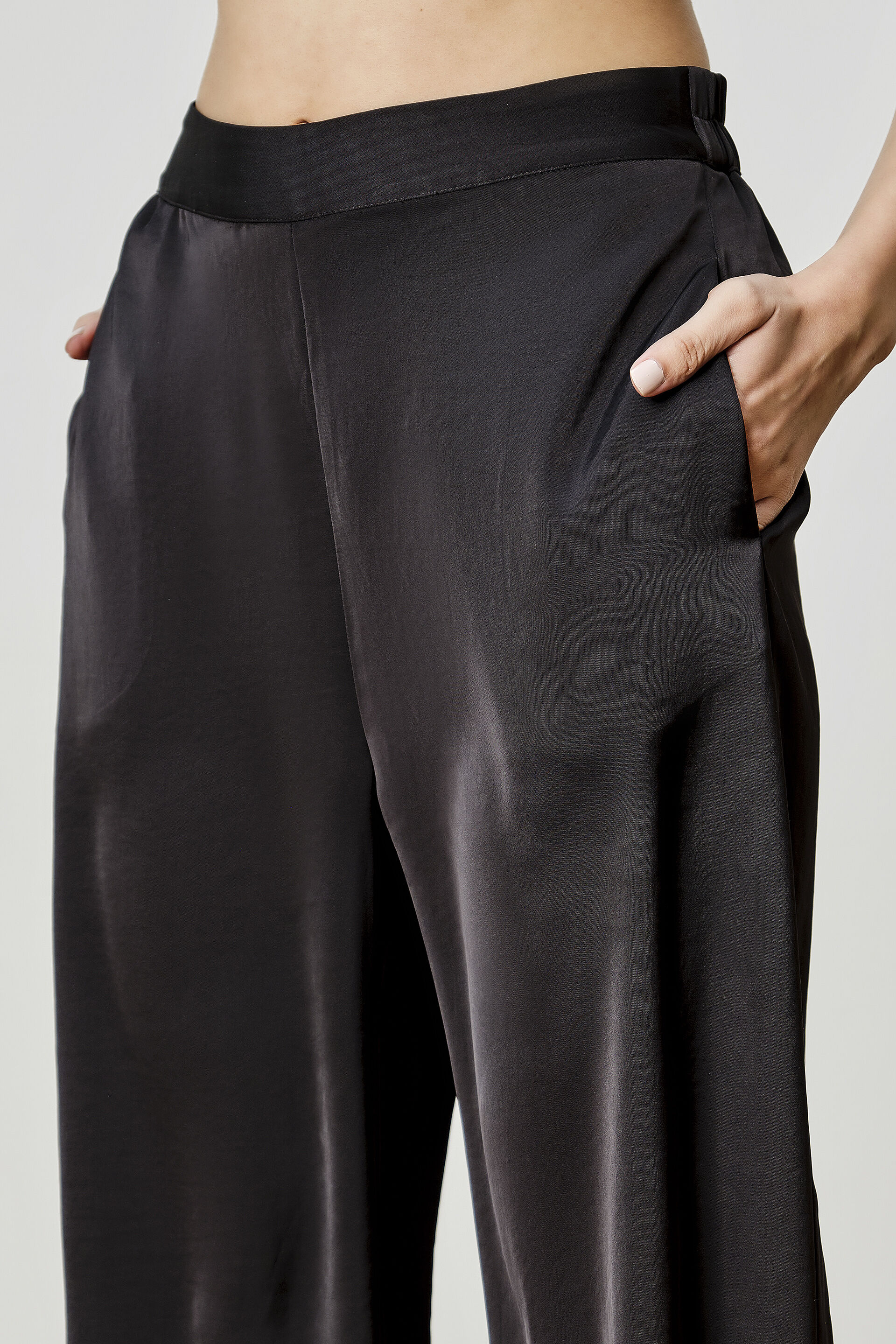 Buy Structured Black Pants Online for Women from AND India F25P200BTSTN ...